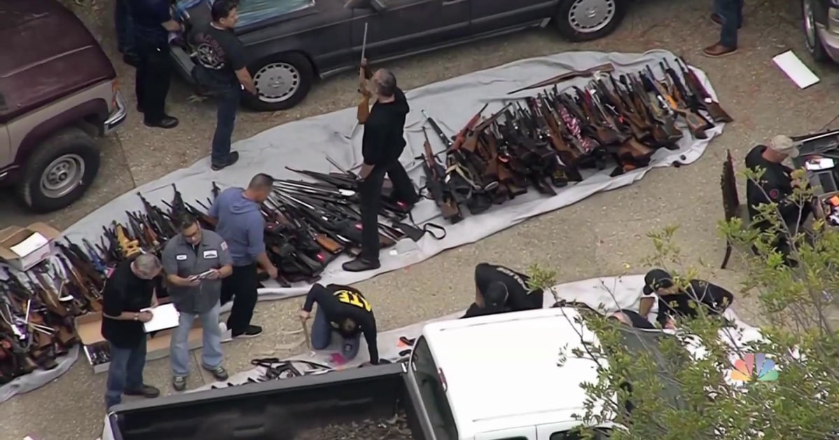 More Than 1 000 Guns Seized From Los Angeles Mansion