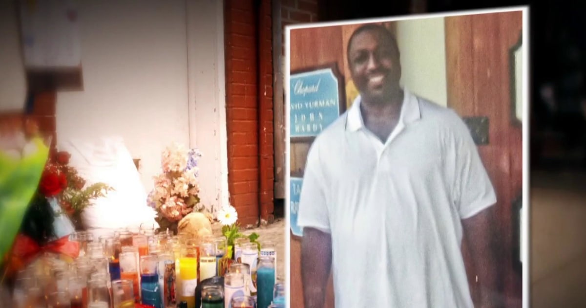 Outrage over newly-released police texts in Eric Garner case