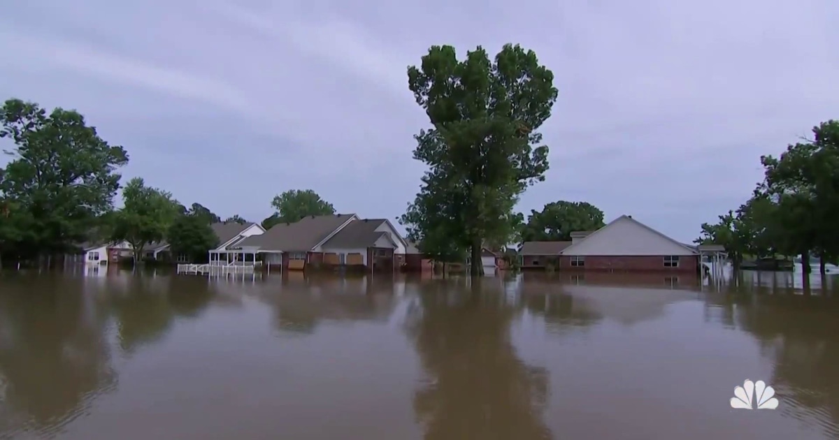 Arkansas reeling after record-breaking floods