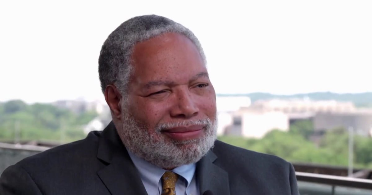 Lonnie Bunch set to make history with top Smithsonian job