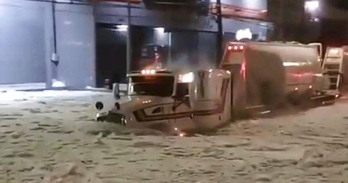 Hail in Guadalajara, Mexico: Videos capture aftermath of freak storm