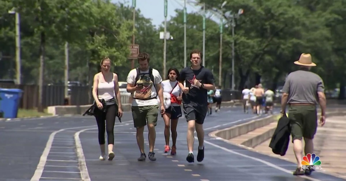 U.S. heat wave just warming up for scorching weekend