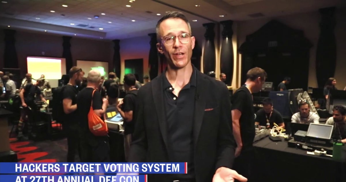 Hackers target voting system at Def Con