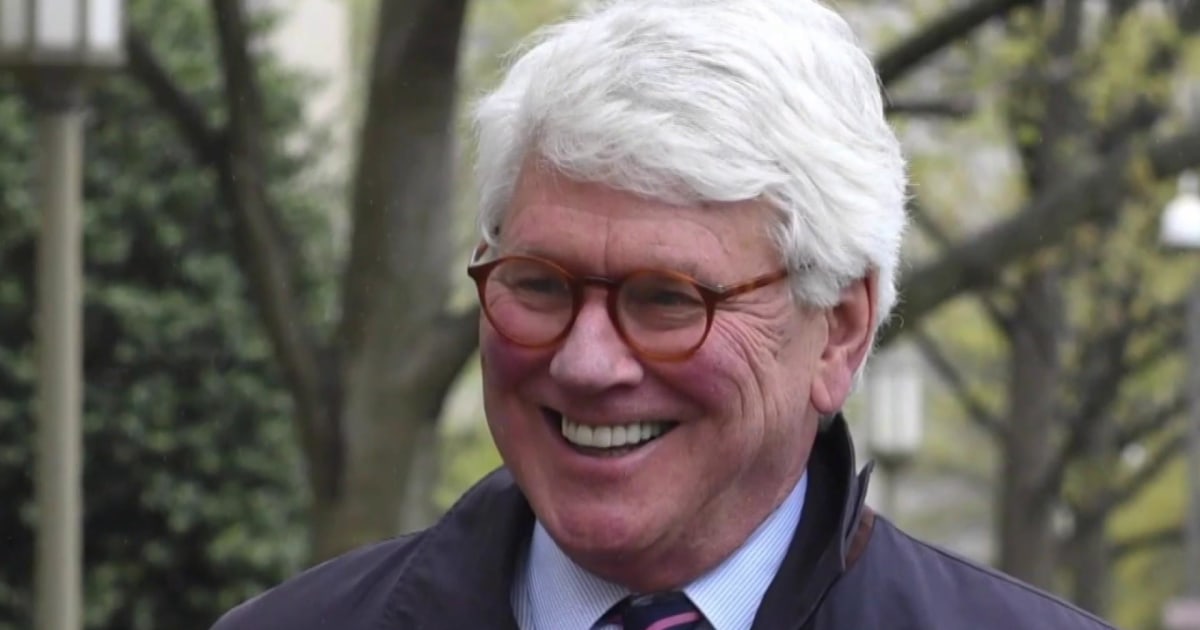 Craig gets a little too familiar with witness in his case