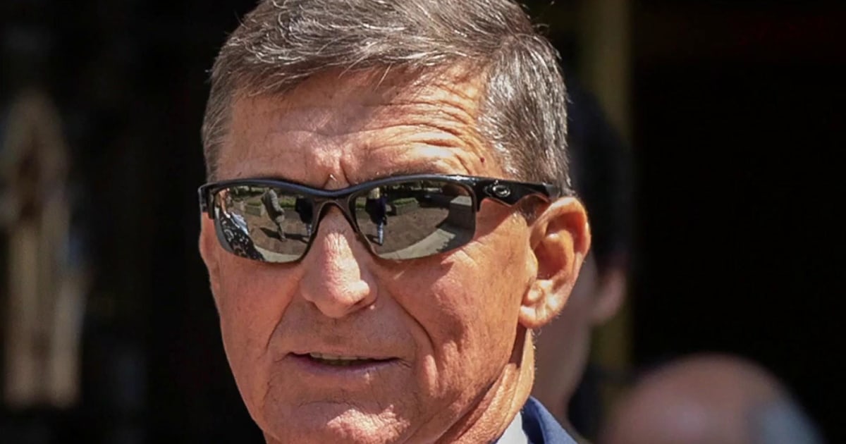 Flynn course change at hearing suggests showdown with prosecutors