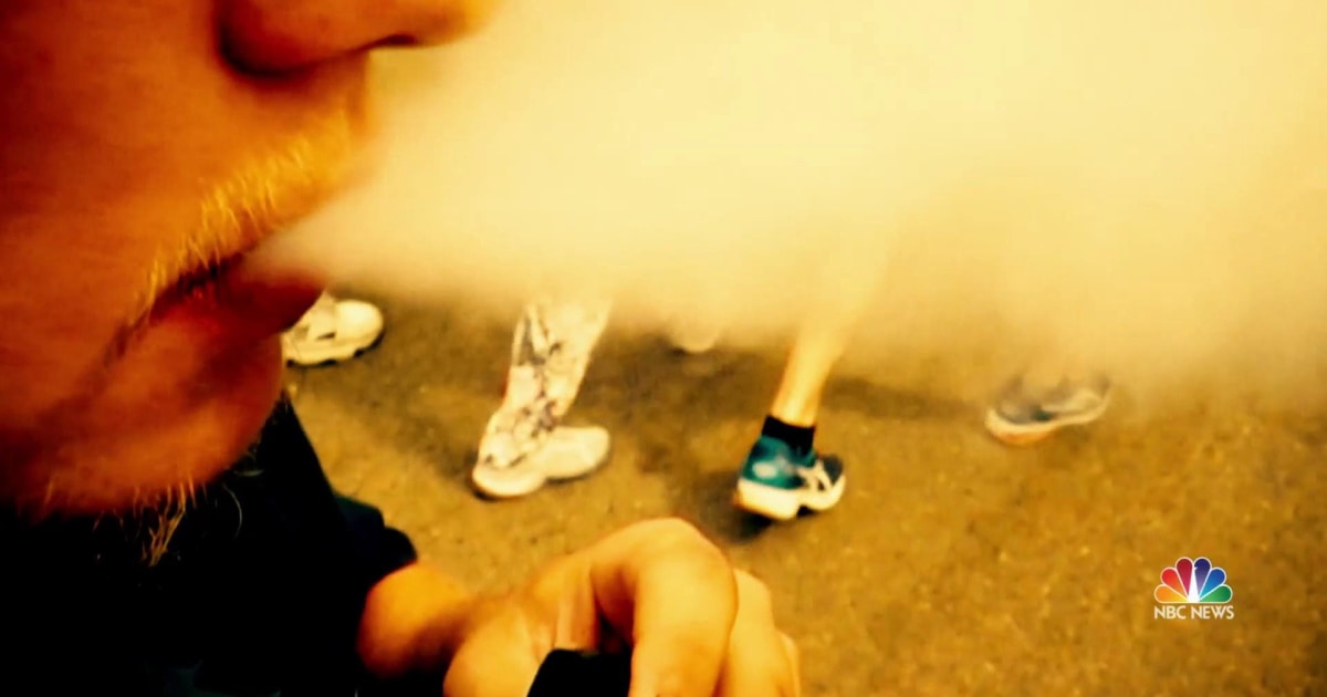 Sixth death linked to vaping in U.S. amid growing epidemic