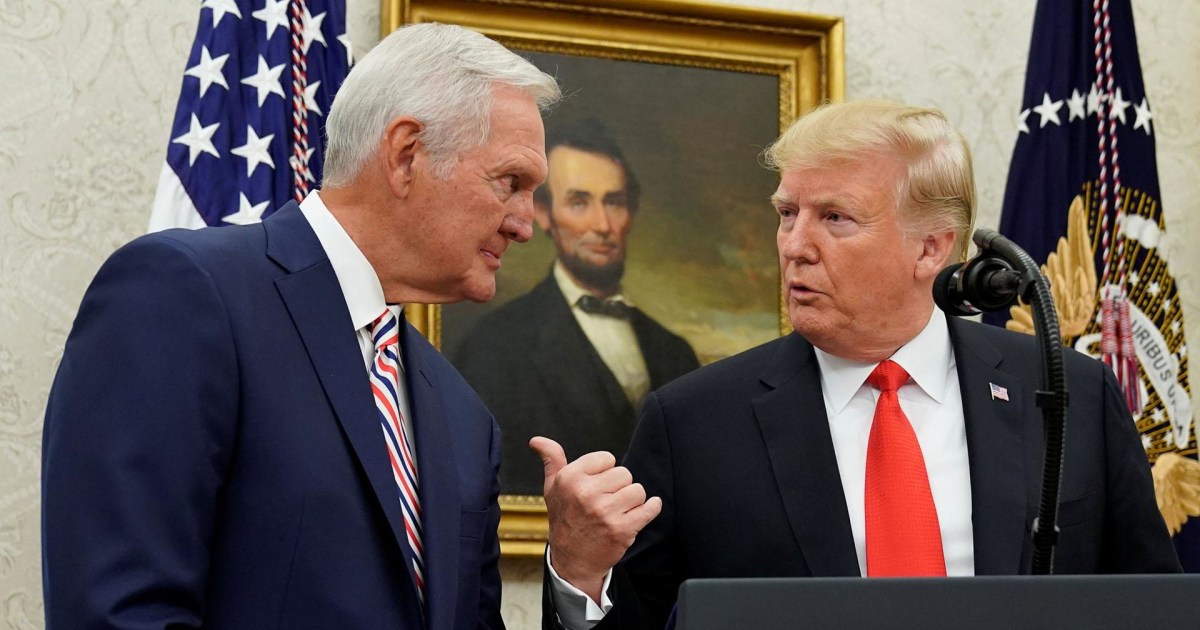 Trump jokes that Jerry West being from West Virginia helped him get award