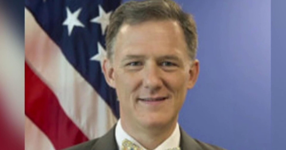 Who is George Kent and why is he a key player?