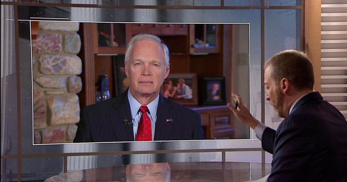 Johnson refuses to say he trusts CIA, FBI, focuses on former officials ...