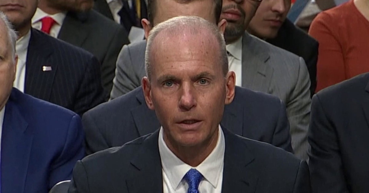 Boeing CEO apologizes to families of 737 Max crash victims