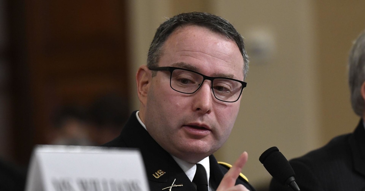 Himes defends Vindman from accusations of dual loyalty