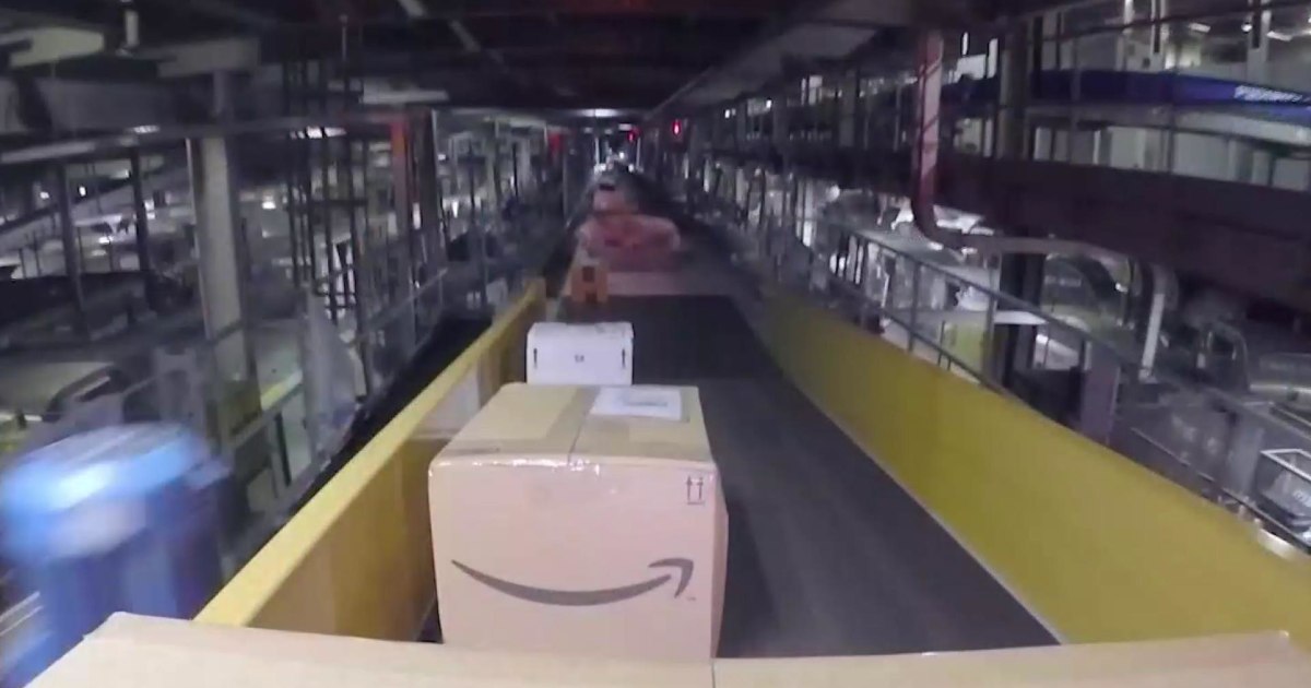 Inside the shipping wars as holiday shopping season heats up