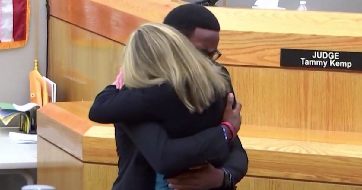 Brandt Jean honored for embracing officer that killed his brother at home