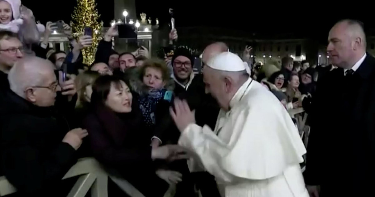 Pope Francis was visibly annoyed after woman grabbed his hand as he ...