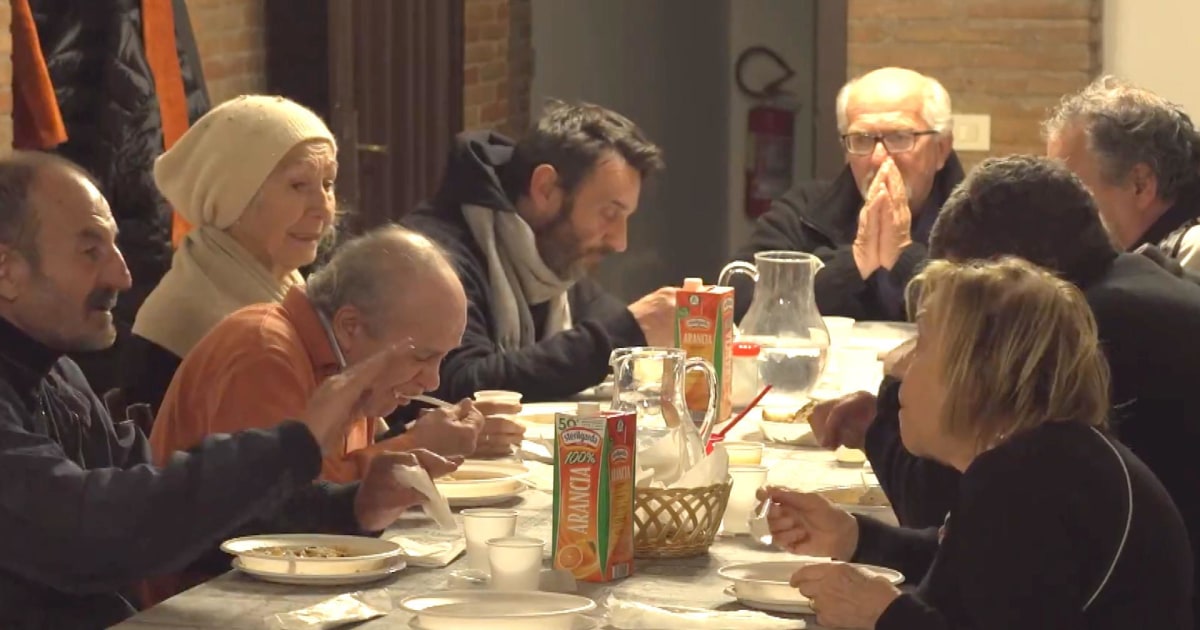 Homeless shelter opens in Vatican palace to prove that ‘beauty heals’