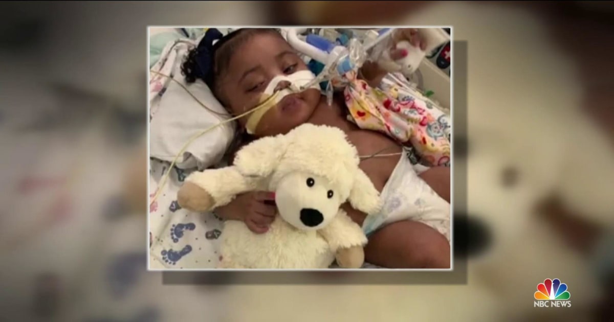 Battle over hospitalized 11-month-old girl on life support divides in Texas