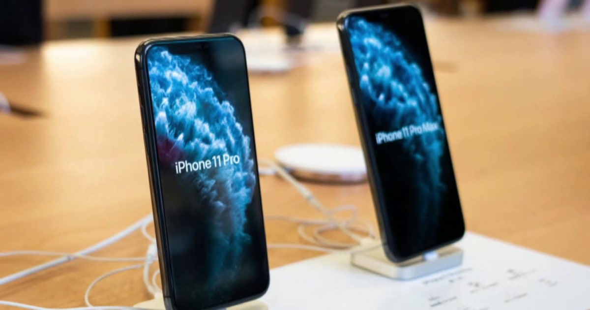 Battle unfolds between Apple, government over Pensacola shooter’s iPhone