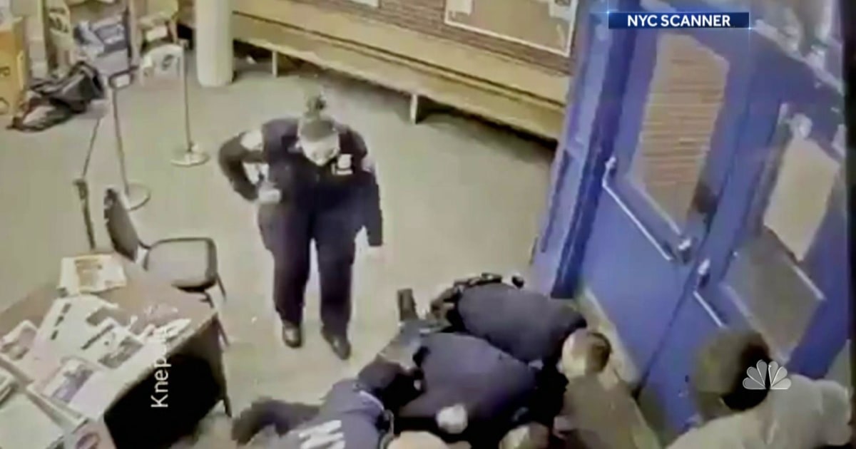 Gunman ambushes New York City police in two attacks