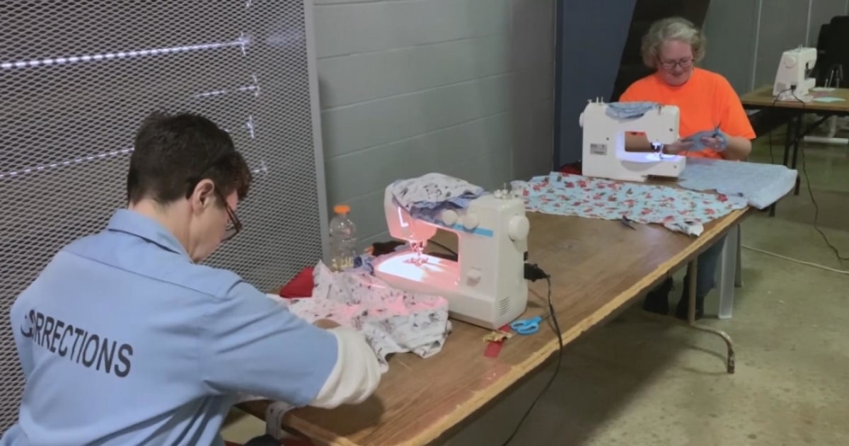 Coronavirus: Oklahoma inmates make masks for health care workers