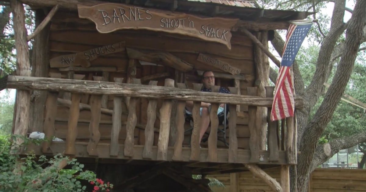 Doctor moves into backyard treehouse to protect family from COVID-19