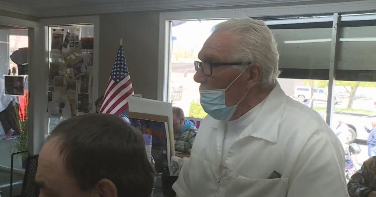 Michigan barber loses license after defying stay-at-home order