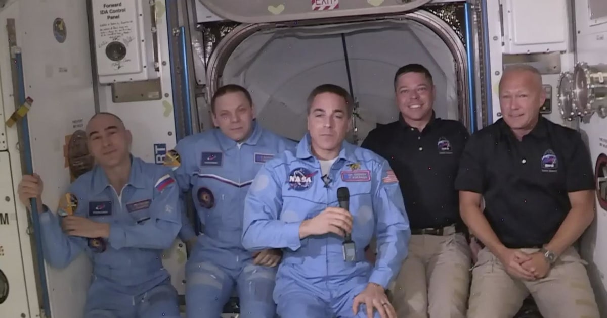 SpaceX Dragon Endeavour arrives at International Space Station
