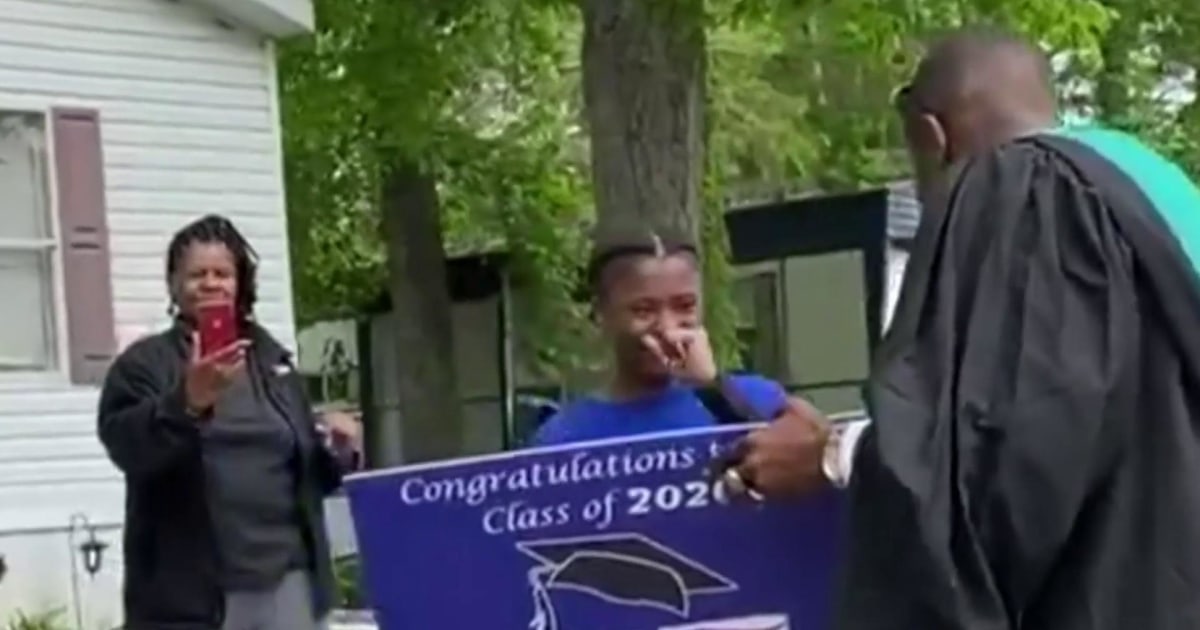 High school principal gives each of his graduating students a parade