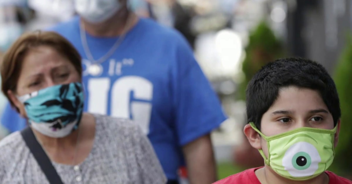 Public officials increasingly requiring use of masks