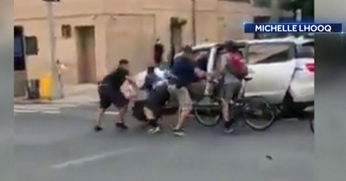 NYPD arrest of protester using unmarked van draws Portland parallels