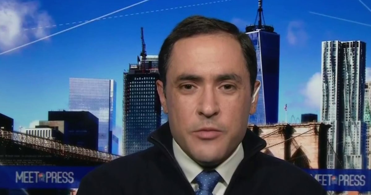 Schmidt: Trump is 'Running as if he is not in charge of the country'