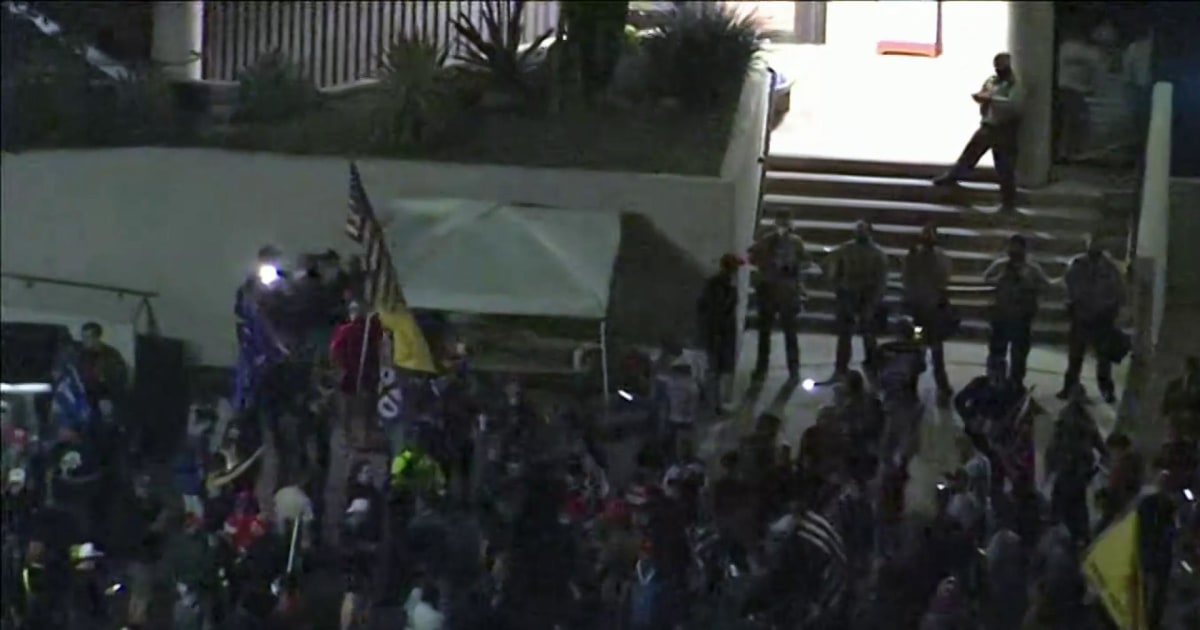 Protests in Arizona as vote count ongoing