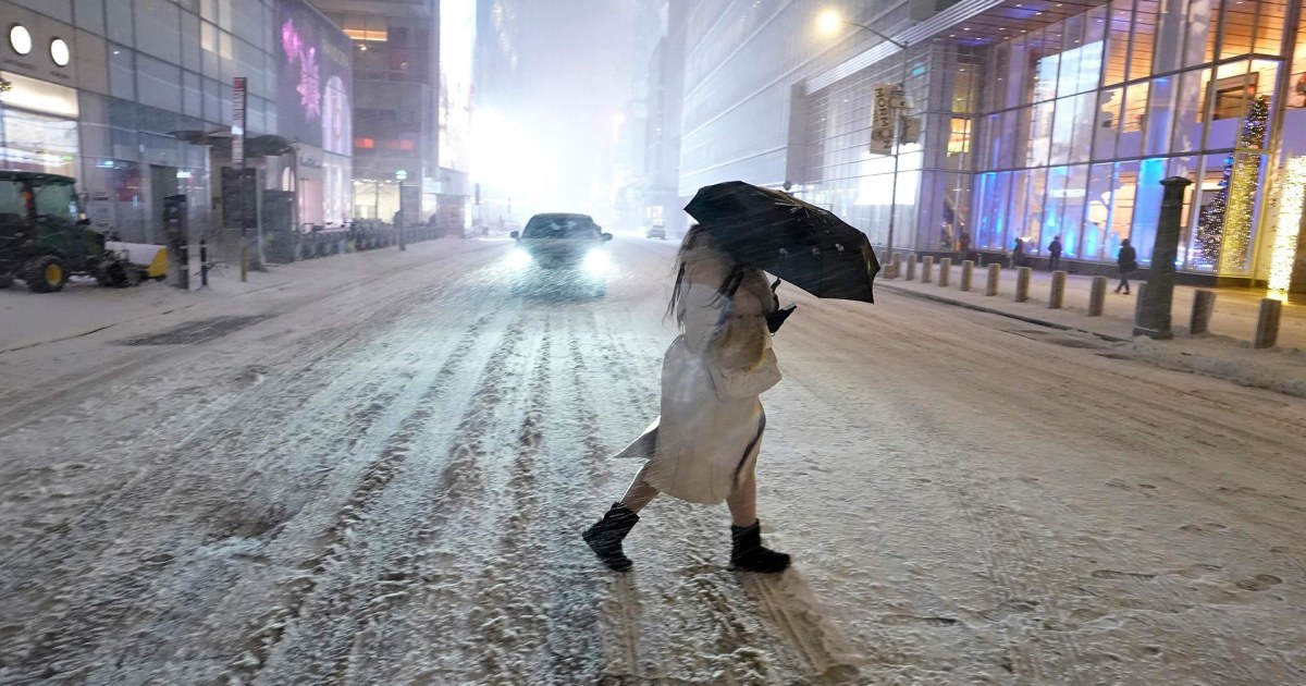 Winter storm blankets Northeast in heavy snow, ice