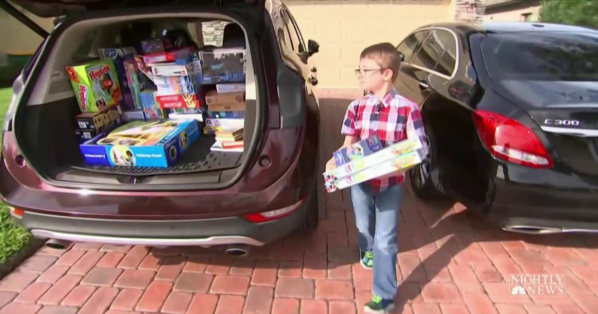 Florida boy battling brain cancer leads toy drive