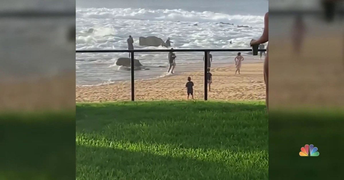 Heroic water rescue caught on camera