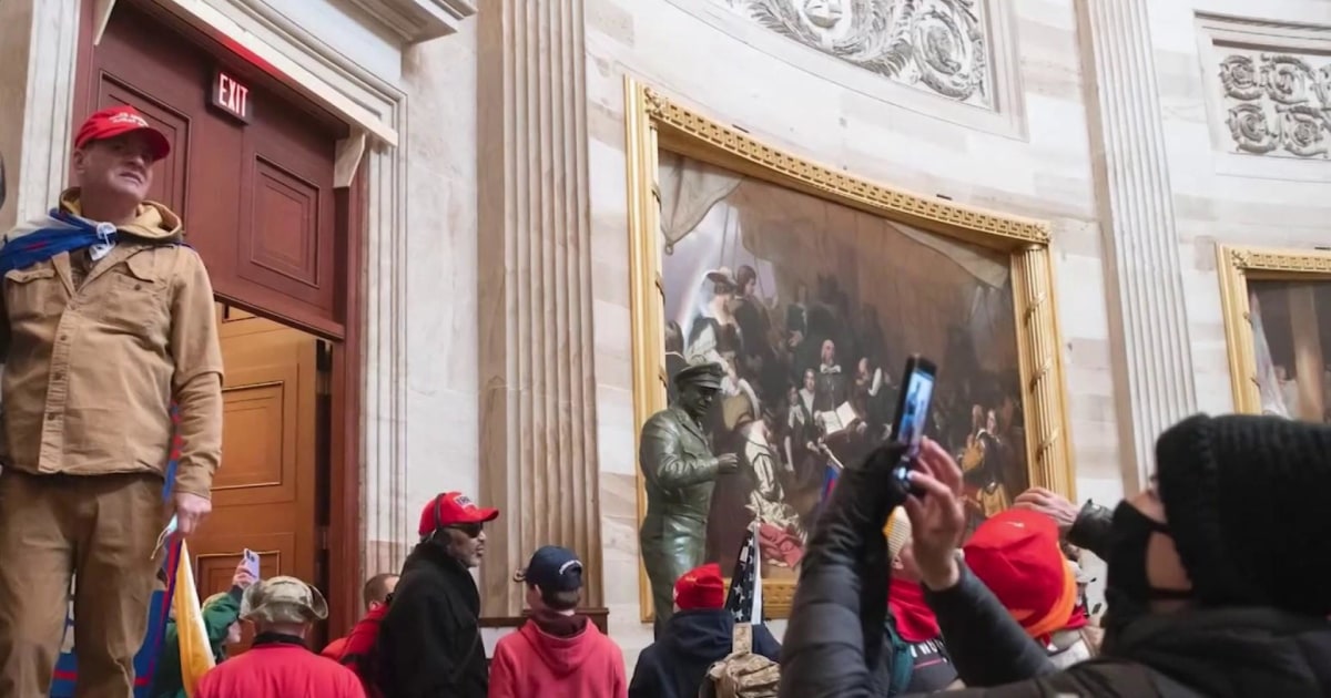 FBI has 330 open cases after Capitol riots and is turning to social ...