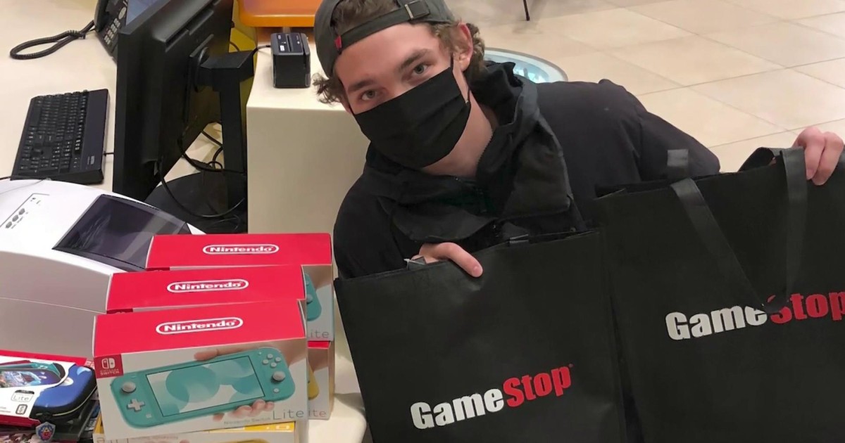 Student makes $30,000 on GameStop trades, donates games to children’s ...