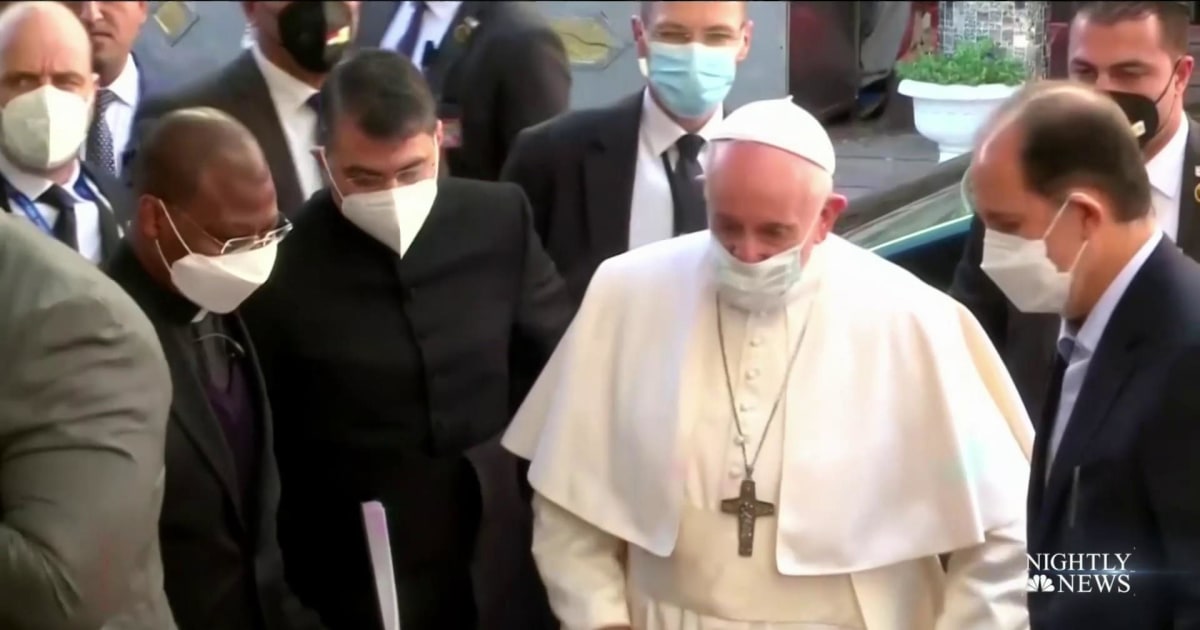 Pope Francis delivers message of unity during visit to Iraq