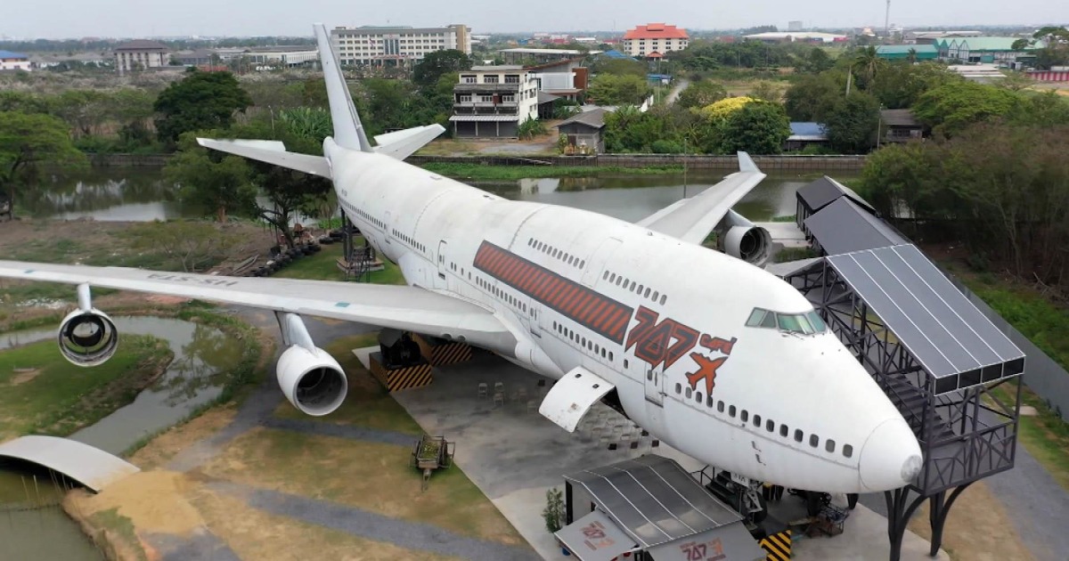 Boeing 747 gets a new lease on life with café makeover