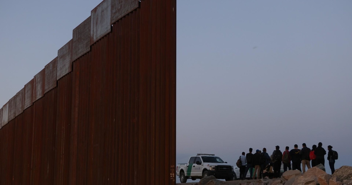 As Arizona border crossings soar, Border Patrol resources get diverted ...