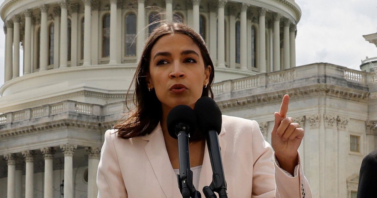 AOC calls on Congress to implement postal banking