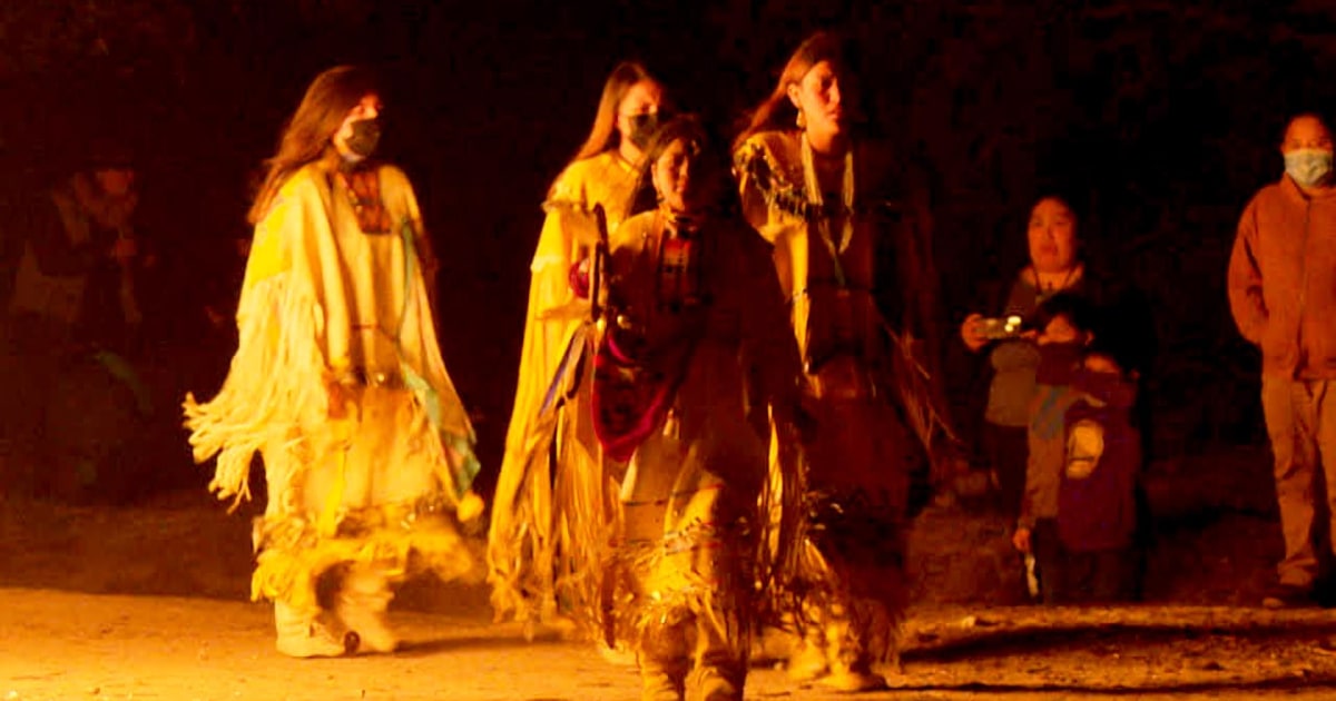 Apache tribe fights to save its centuries-old holy place