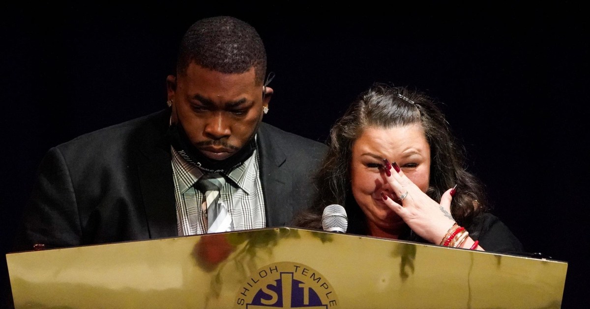 Daunte Wright's parents break down while remembering son killed by police