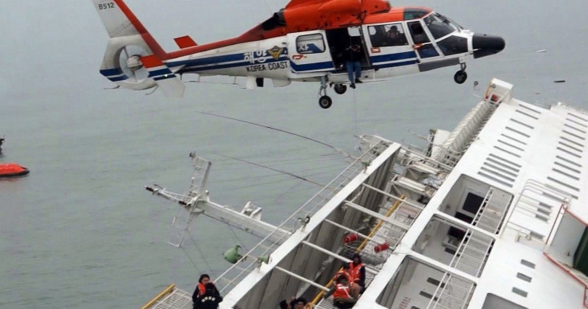 Choppers Rescue Passengers From Capsized Ferry