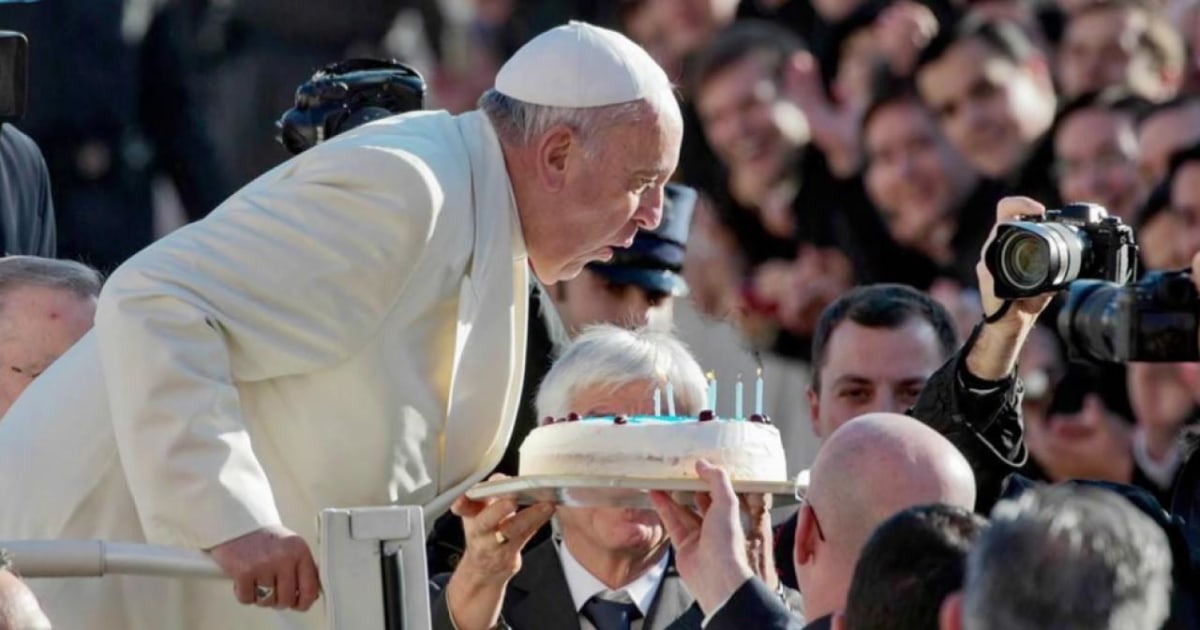Pope Francis celebrated with mass tango