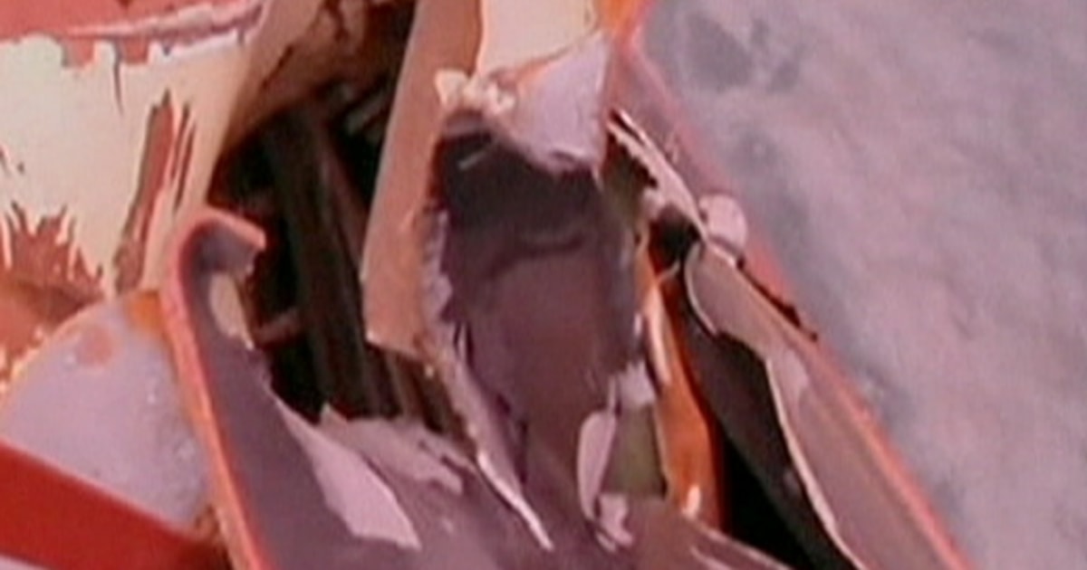 New video indicates stranded ship may break in two