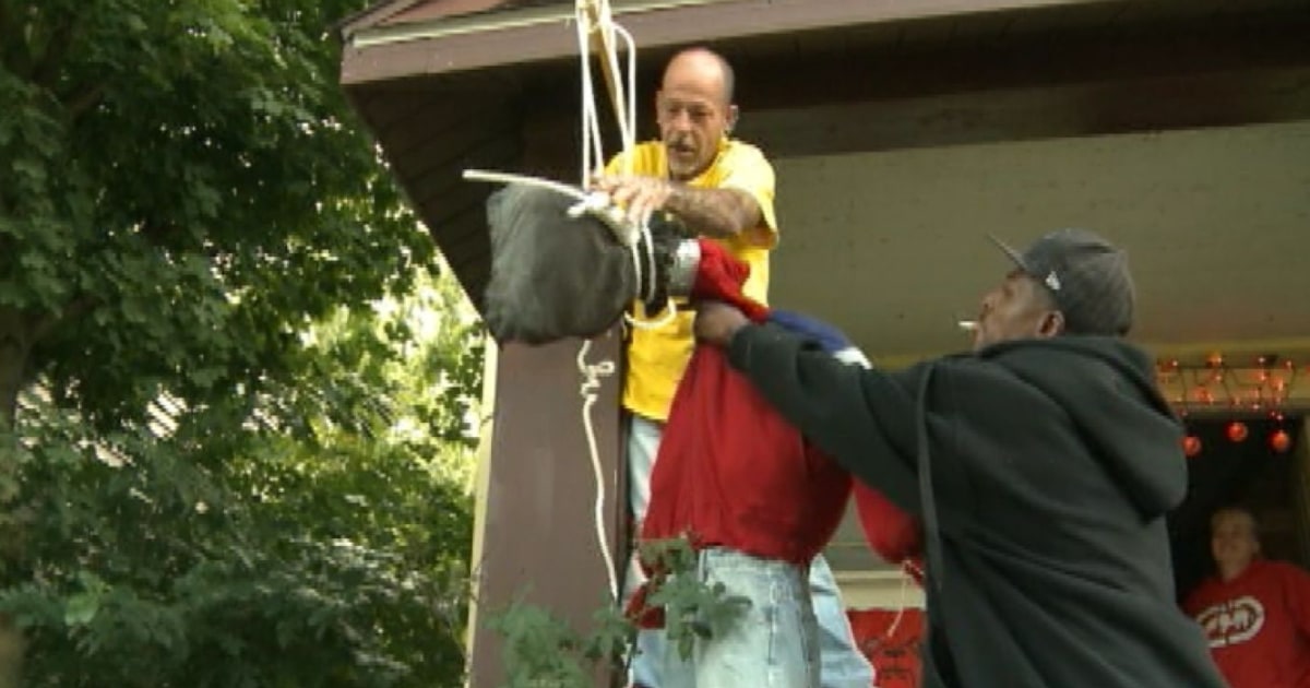 Dummy hanging from noose draws mixed reactions