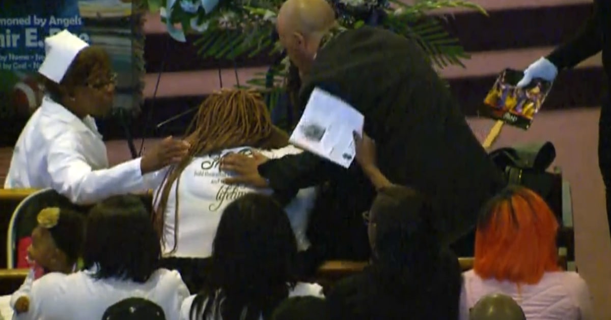 Tamir Rice's Mother Mourns 12-Year-Old Son at Funeral