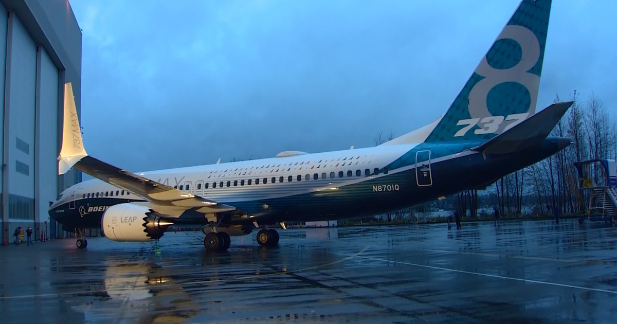Boeing Rolls Out New 737 MAX Jetliner