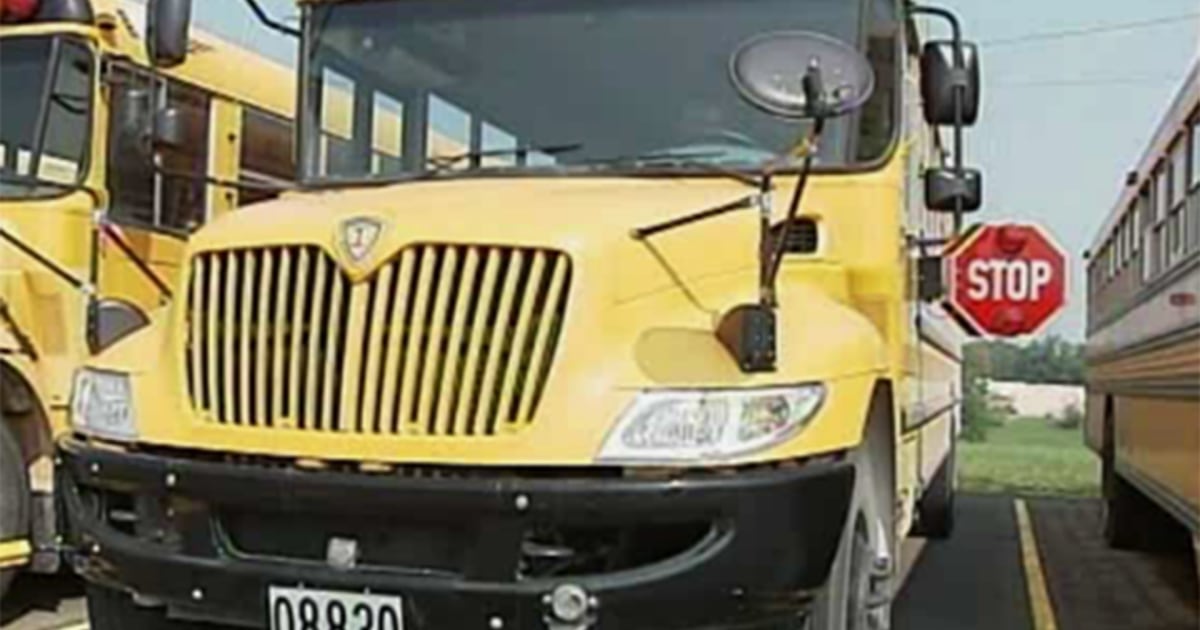 Students asked to get off overcrowded bus