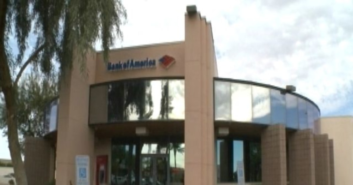 ‘Bomb collar’ used on bank worker in robbery attempt